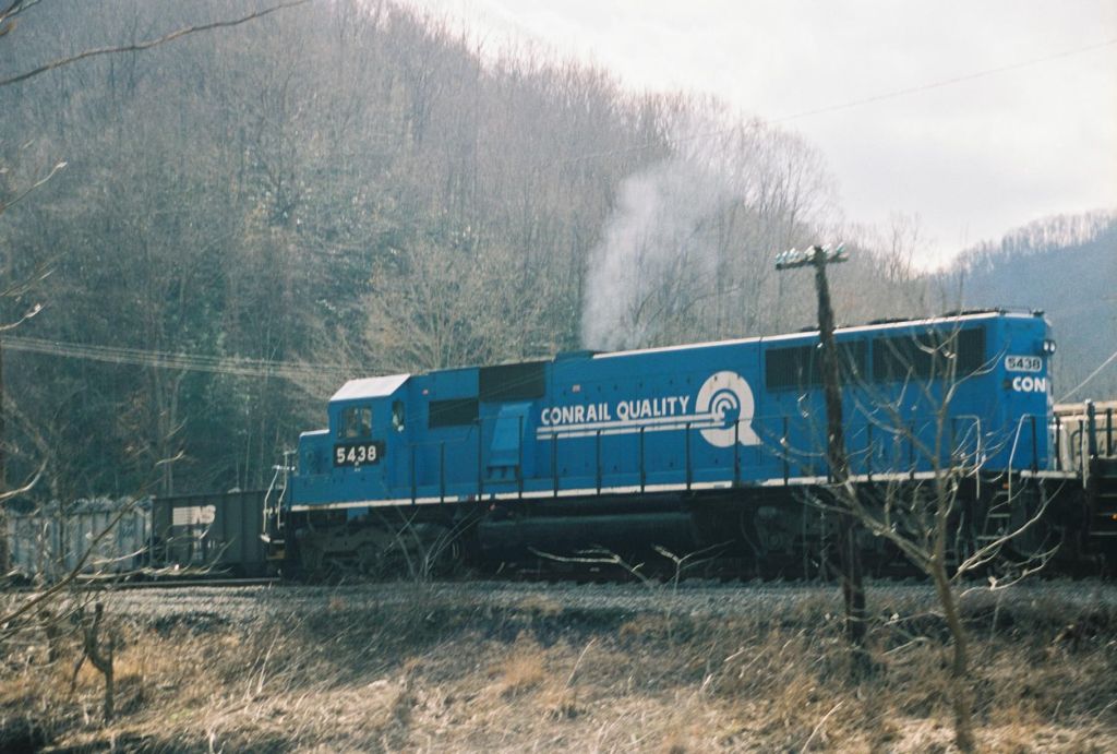 NS 5438 entering the Gary Yard limits